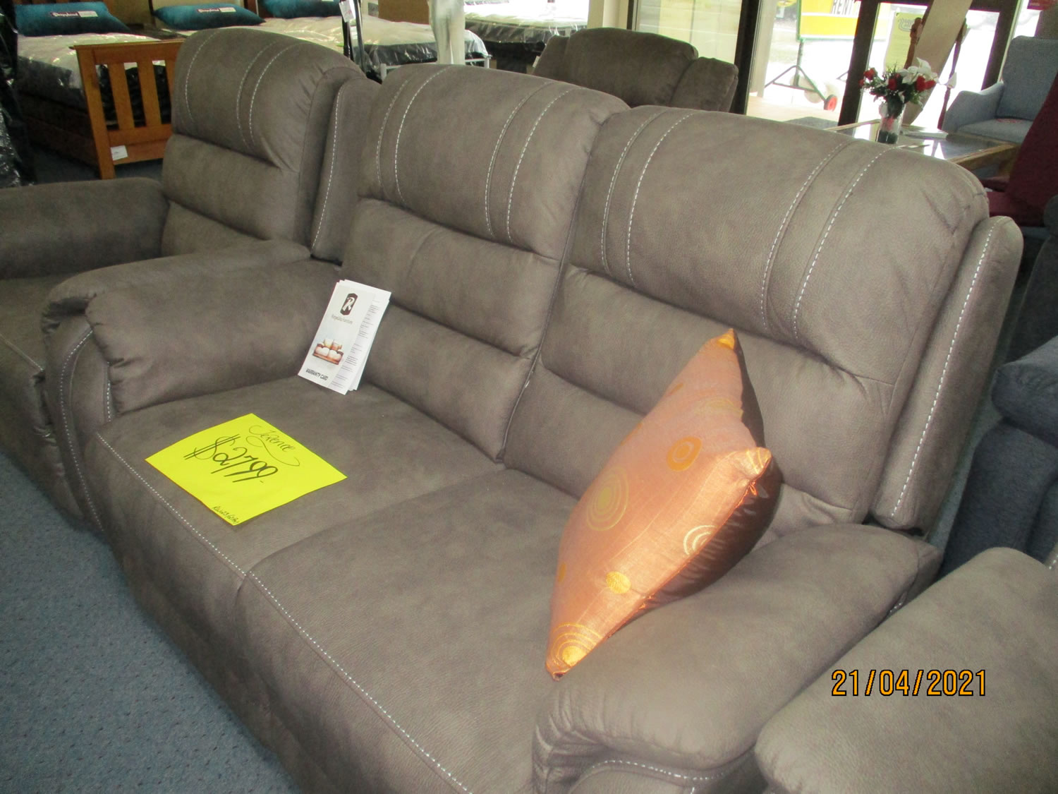 Lounge Chairs and Recliners - Felix Reitano Furniture