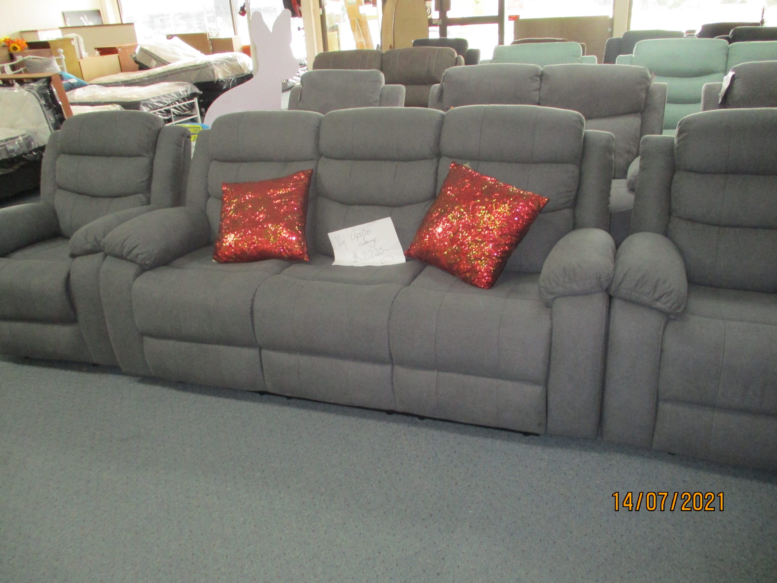 Lounge Chairs and Recliners - Felix Reitano Furniture