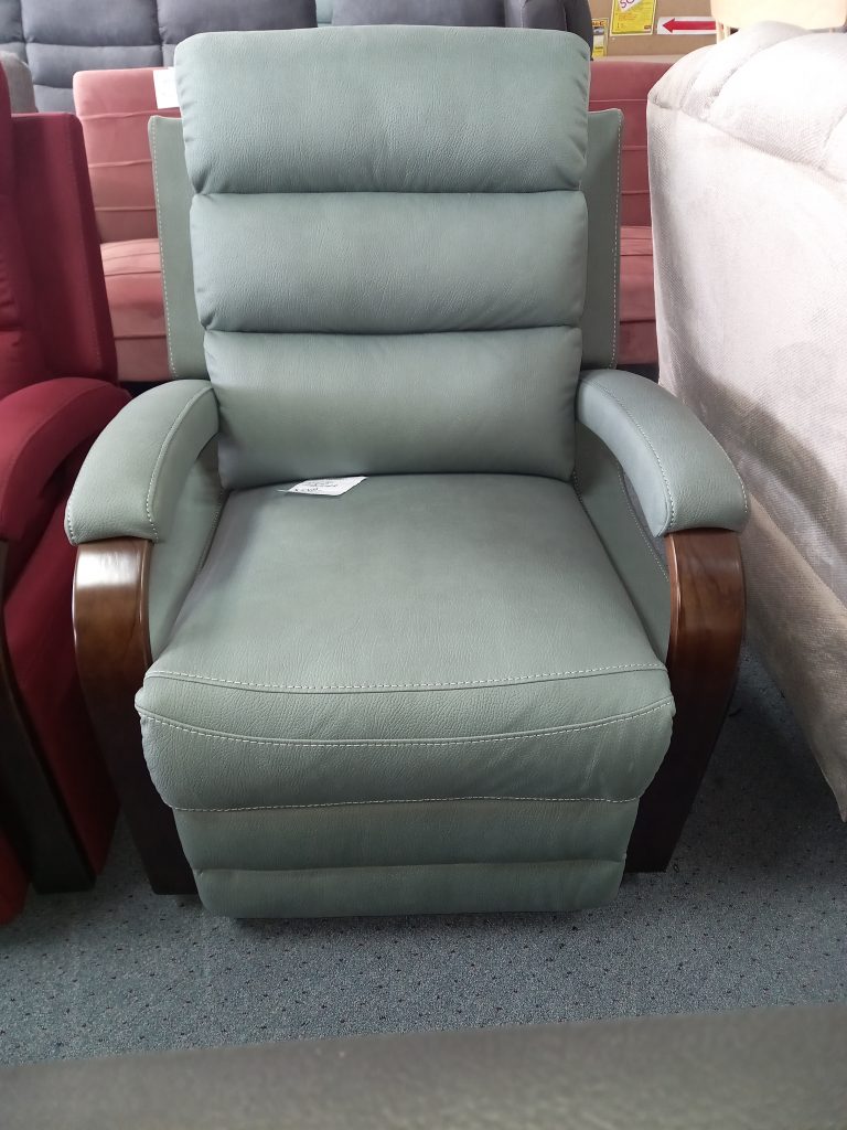 Lounge Chairs and Recliners - Felix Reitano Furniture
