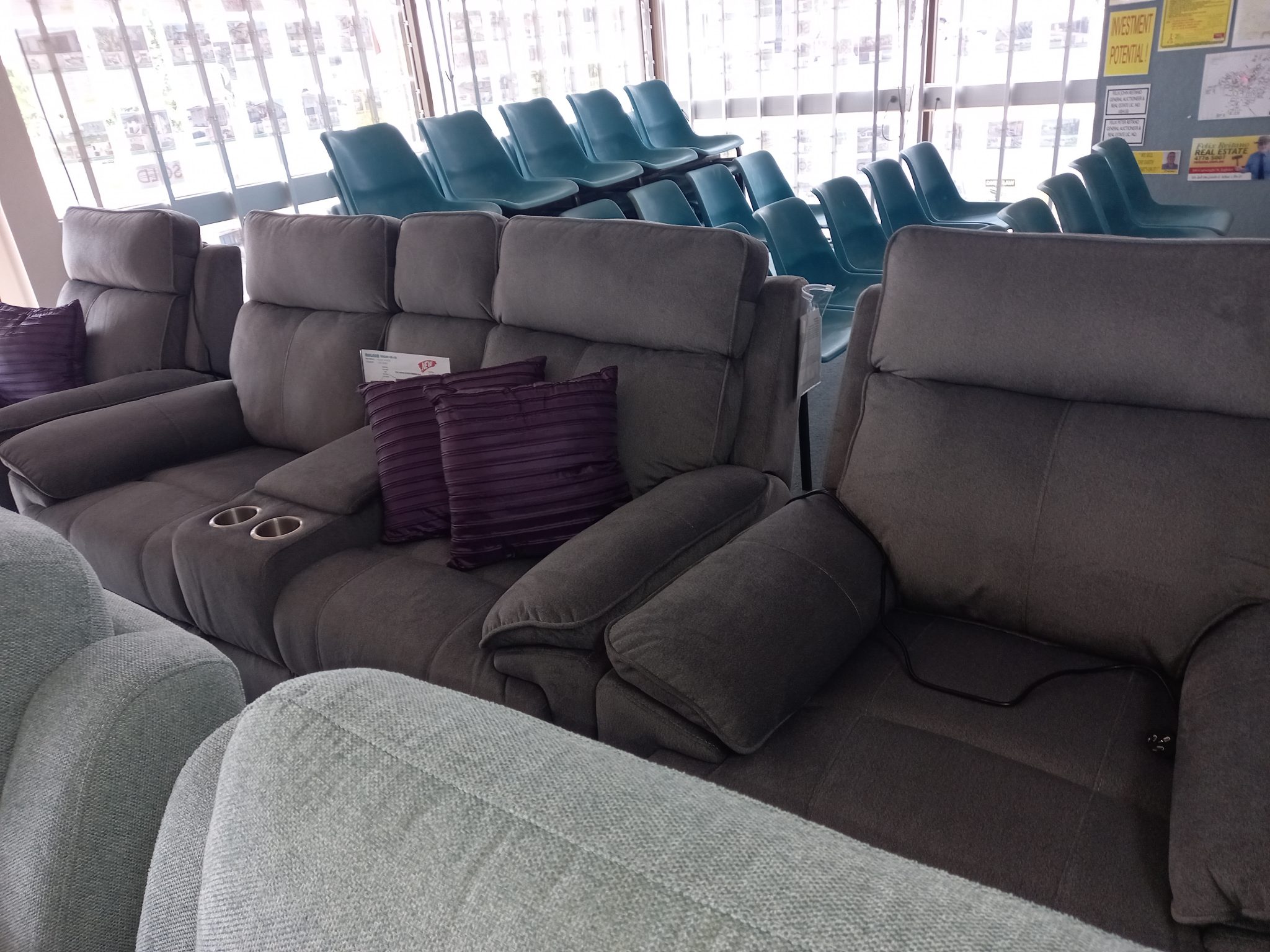 Lounge Chairs and Recliners - Felix Reitano Furniture